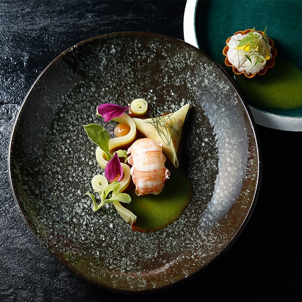 Recettes de chefs | Langoustine XXL, radis green meat, jus des têtes