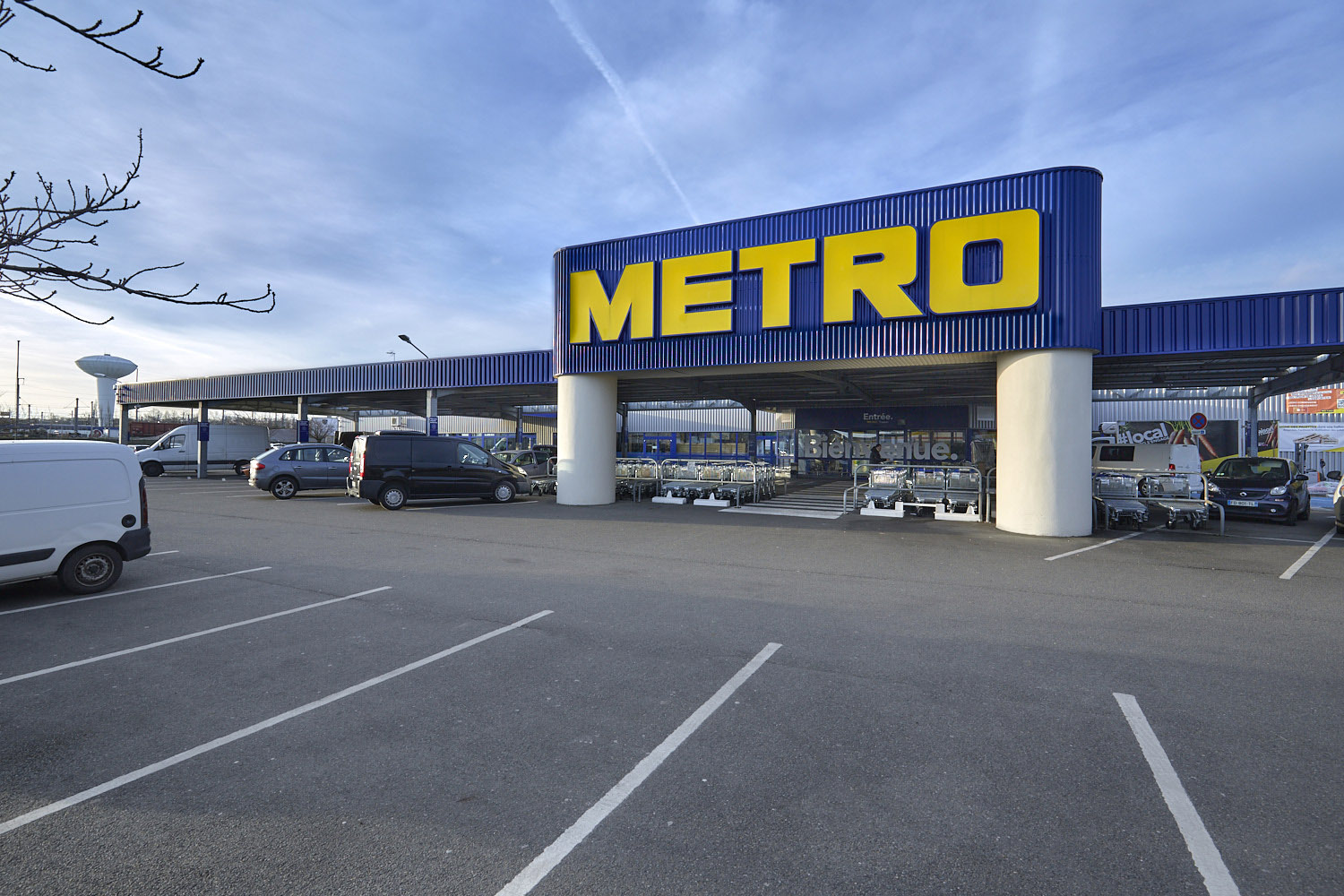 Grossiste METRO Trappes - Route de Chartres (RN 10)