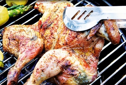 Barbeque din cărniță fragedă de pui | Metro