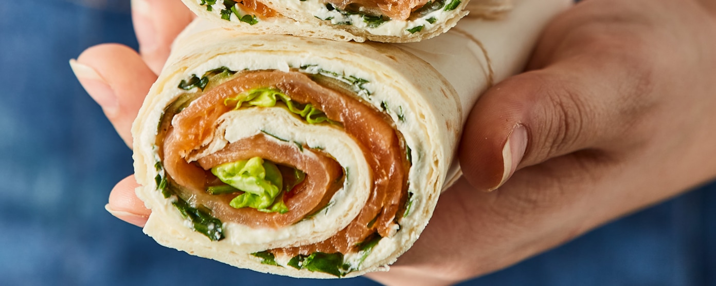 Eet je wrap eens koud, met een vulling van roomkaas en zalm